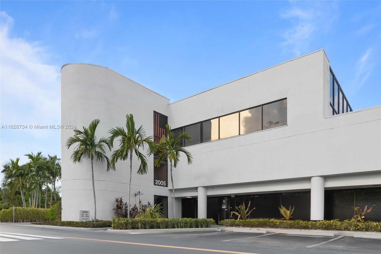 202 - 2001 Nw 62nd St, For Sale in Fort Lauderdale - Zoocasa