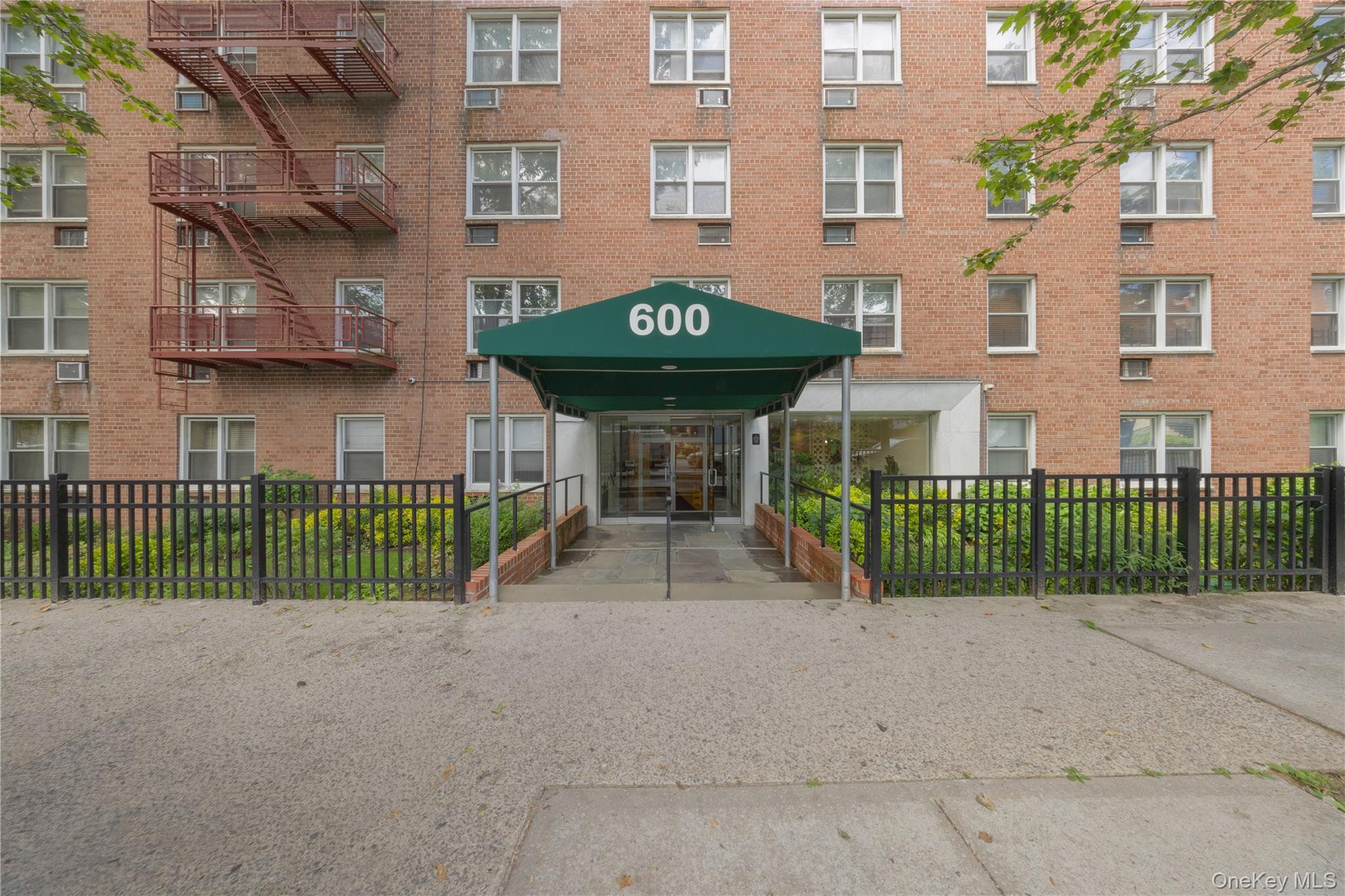 5K - 600 Locust St, For Sale in Mount Vernon - eXp Realty