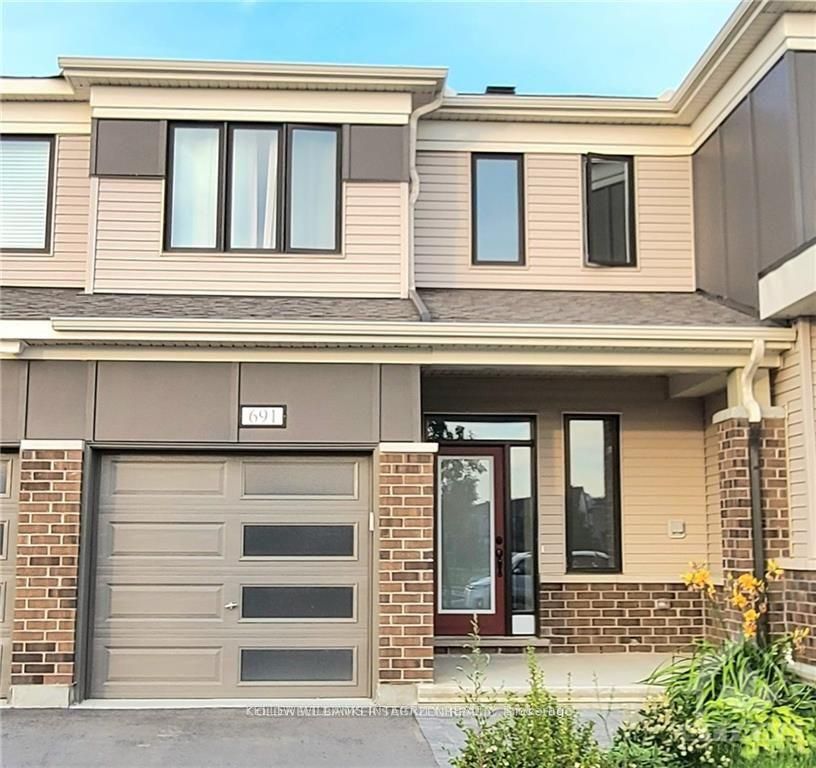 691 Rouncey Rd, Leased in Ottawa - Zoocasa