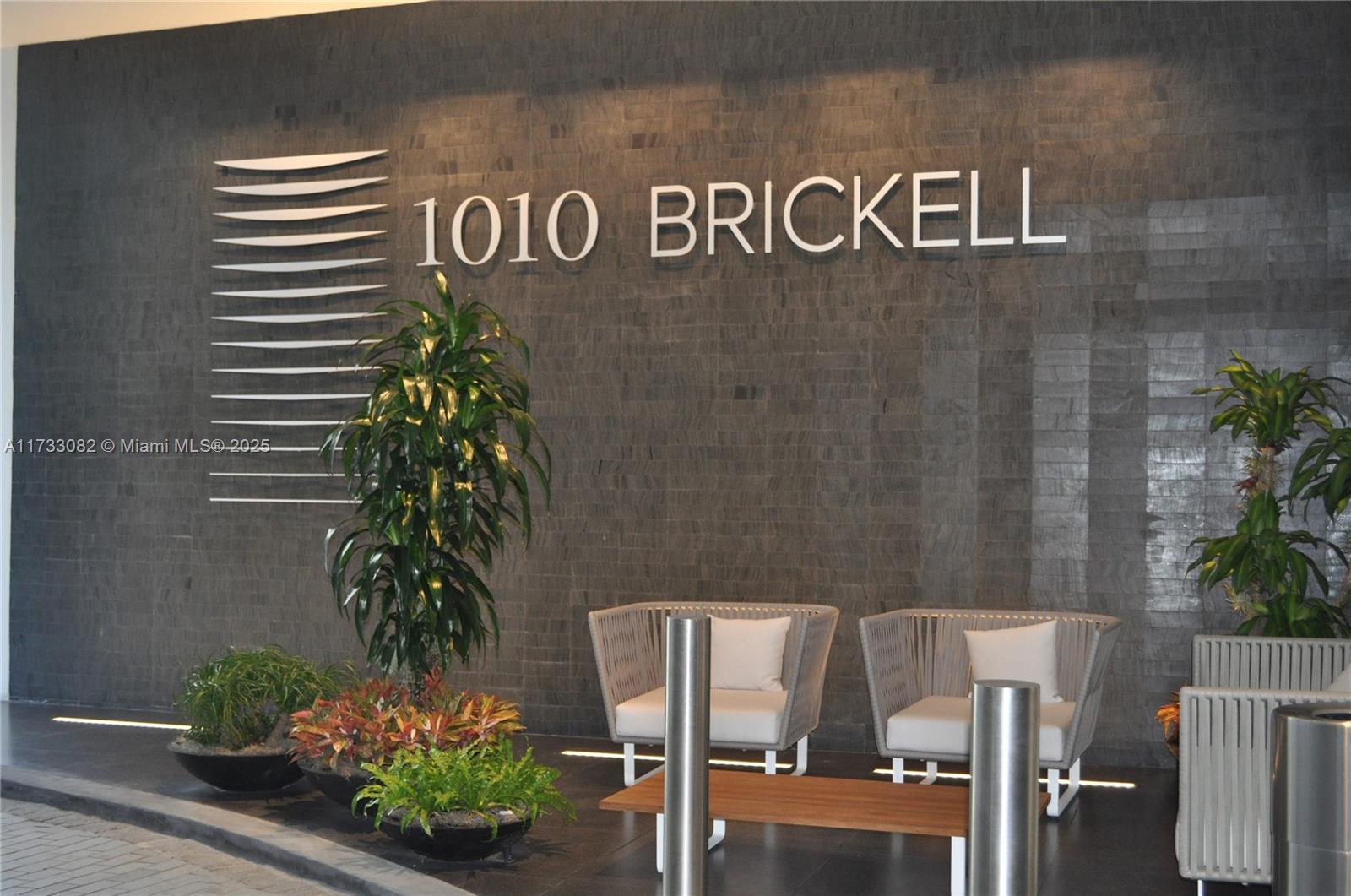 1803 - 1010 Brickell Ave, For Sale in Miami - Zoocasa