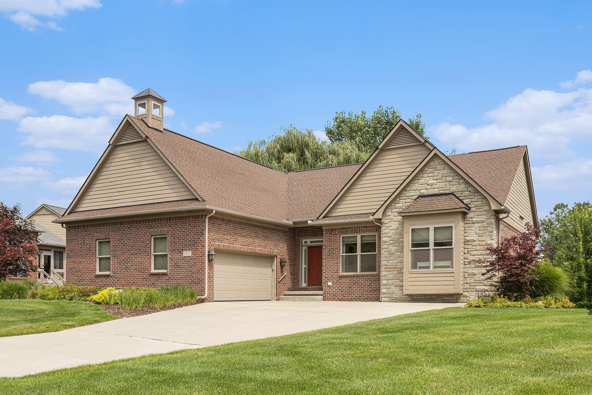 2307 Quaker Ridge Dr, Sold in Ann Arbor - Zoocasa