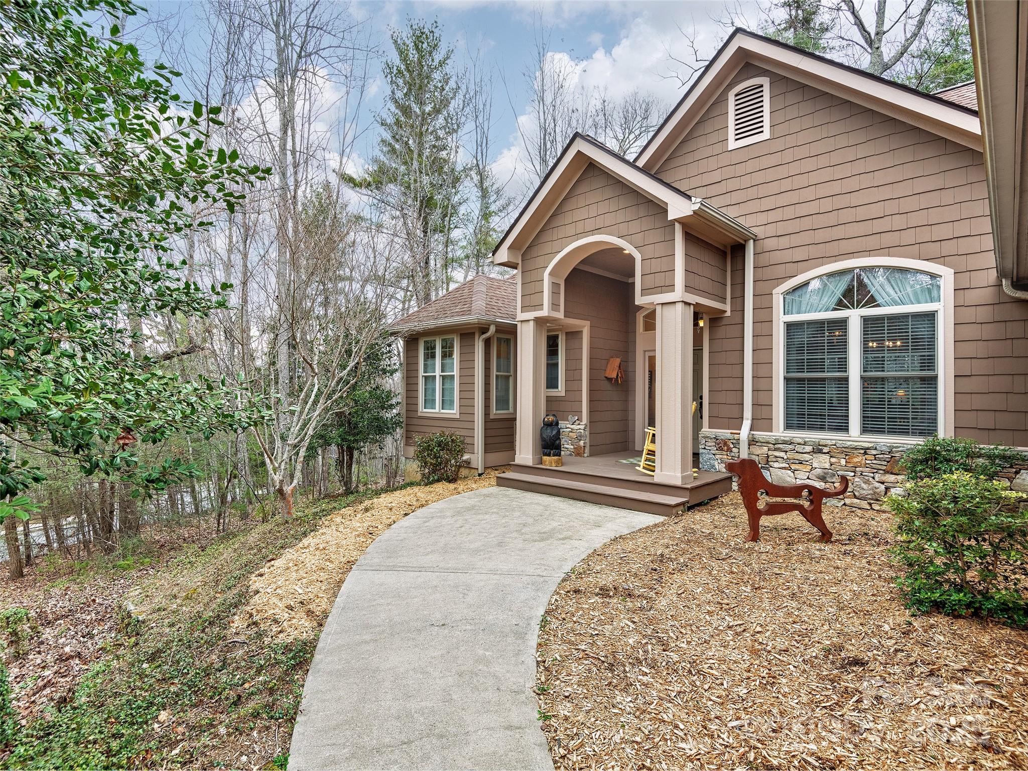 15 S Kuykendall, Sold in Hendersonville - eXp Realty
