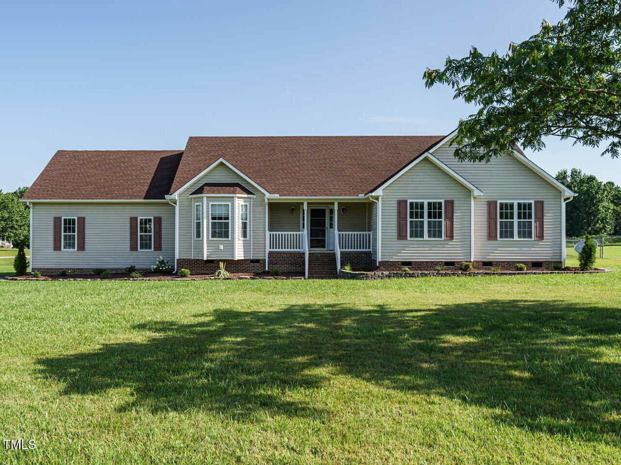 102 Westlake Dr, For Sale in Wendell - eXp Realty