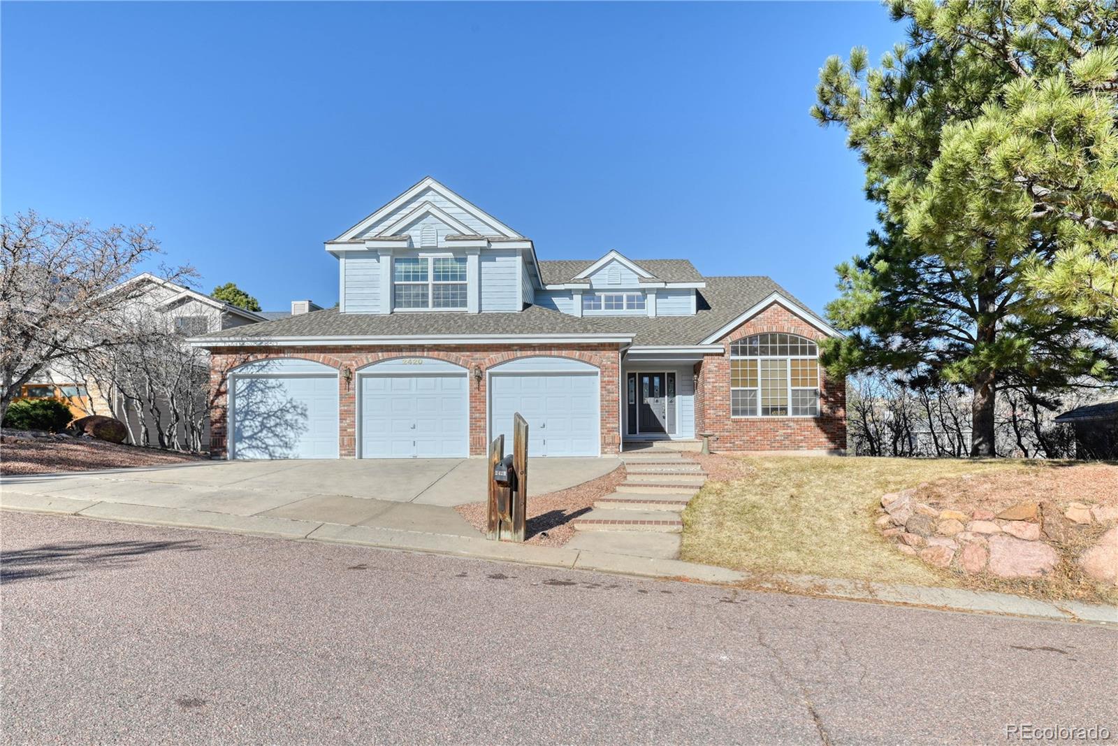 2420 Clayton Court, Sold in Colorado Springs - Zoocasa