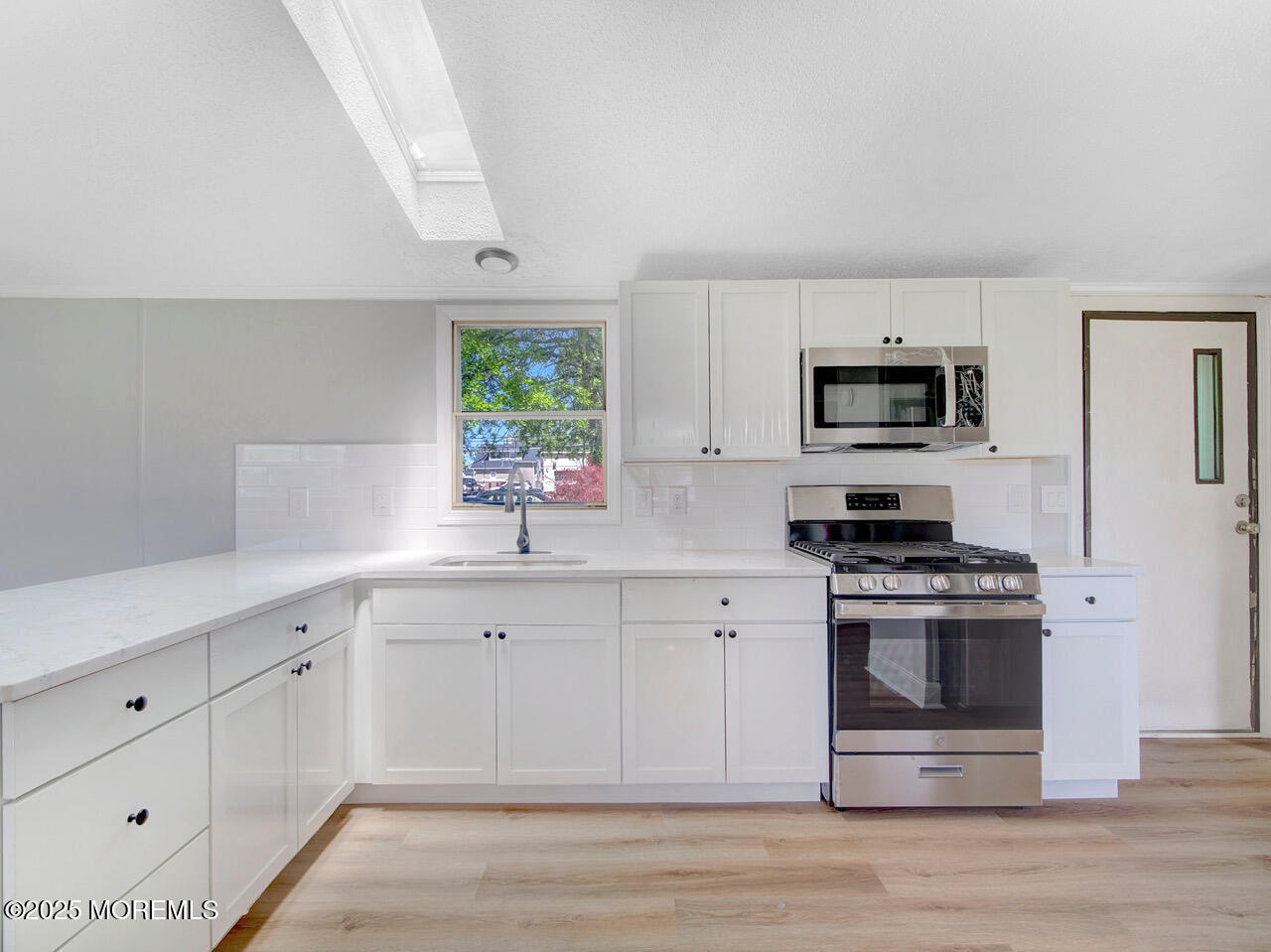 6 Sams Trailer Ct, Sold in Hazlet - eXp Realty