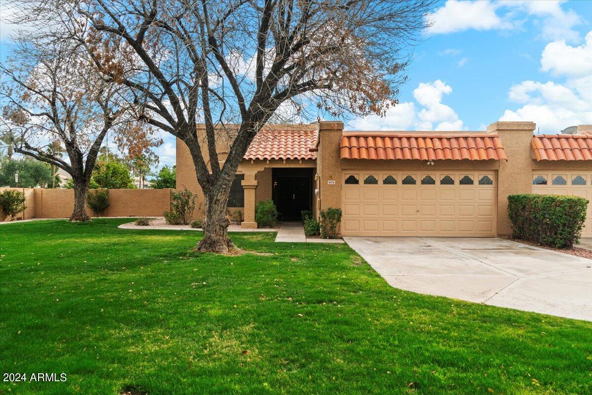 9179 E Winchcomb Dr, Sold in Scottsdale - eXp Realty