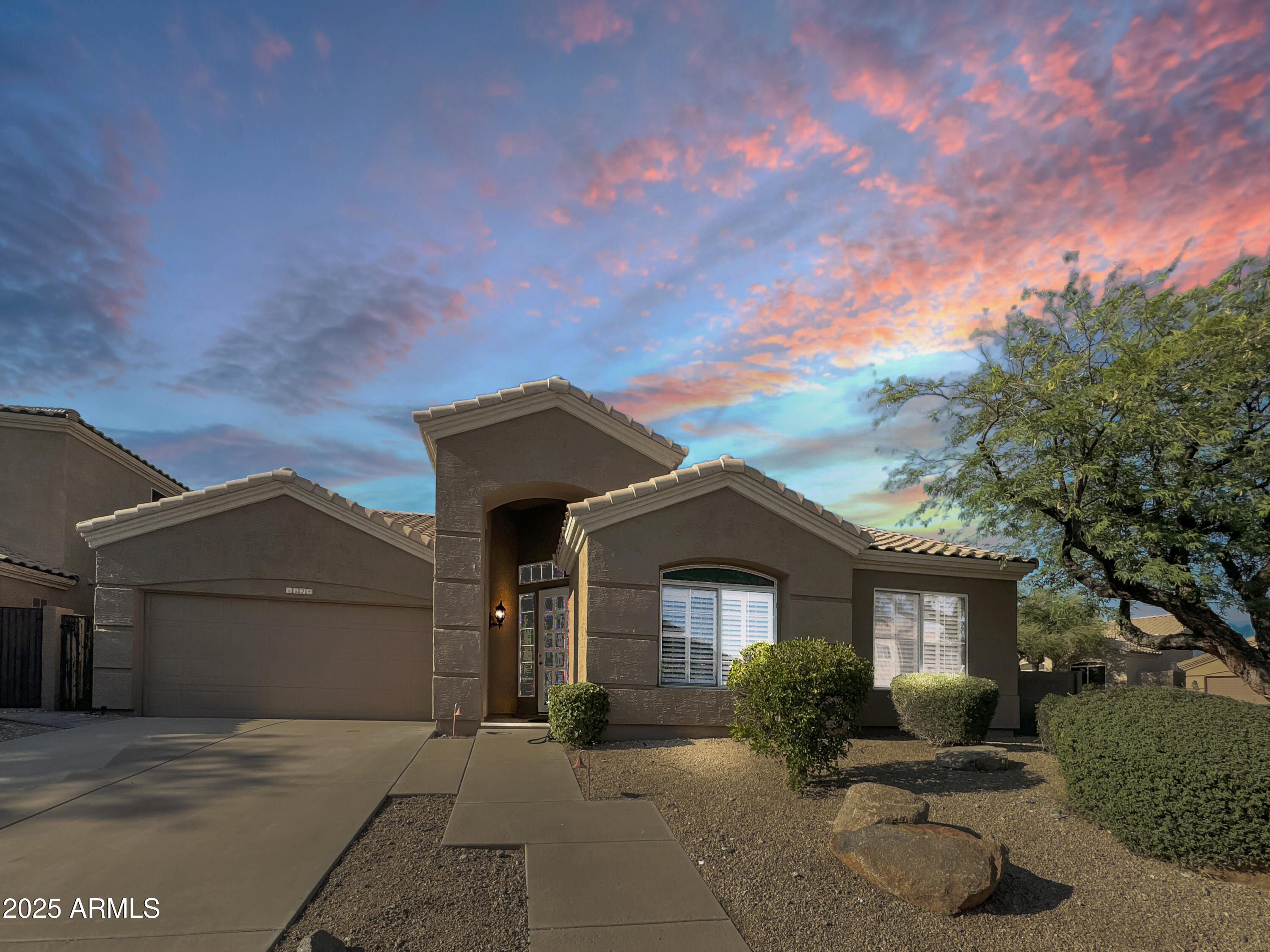 1624 W South Fork Dr, For Rent in Phoenix - eXp Realty