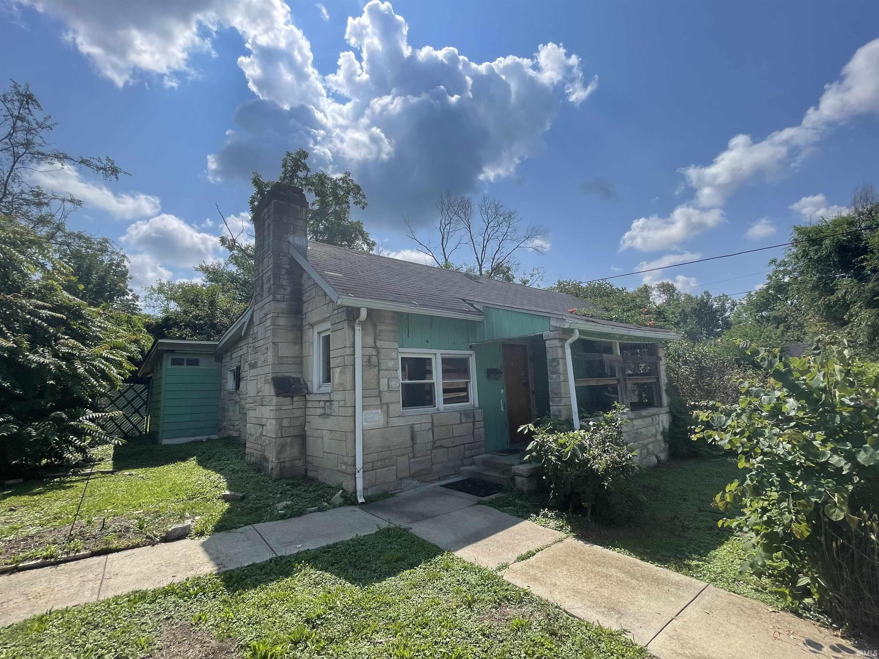 220 N Adams St, For Sale in Bloomington - eXp Realty