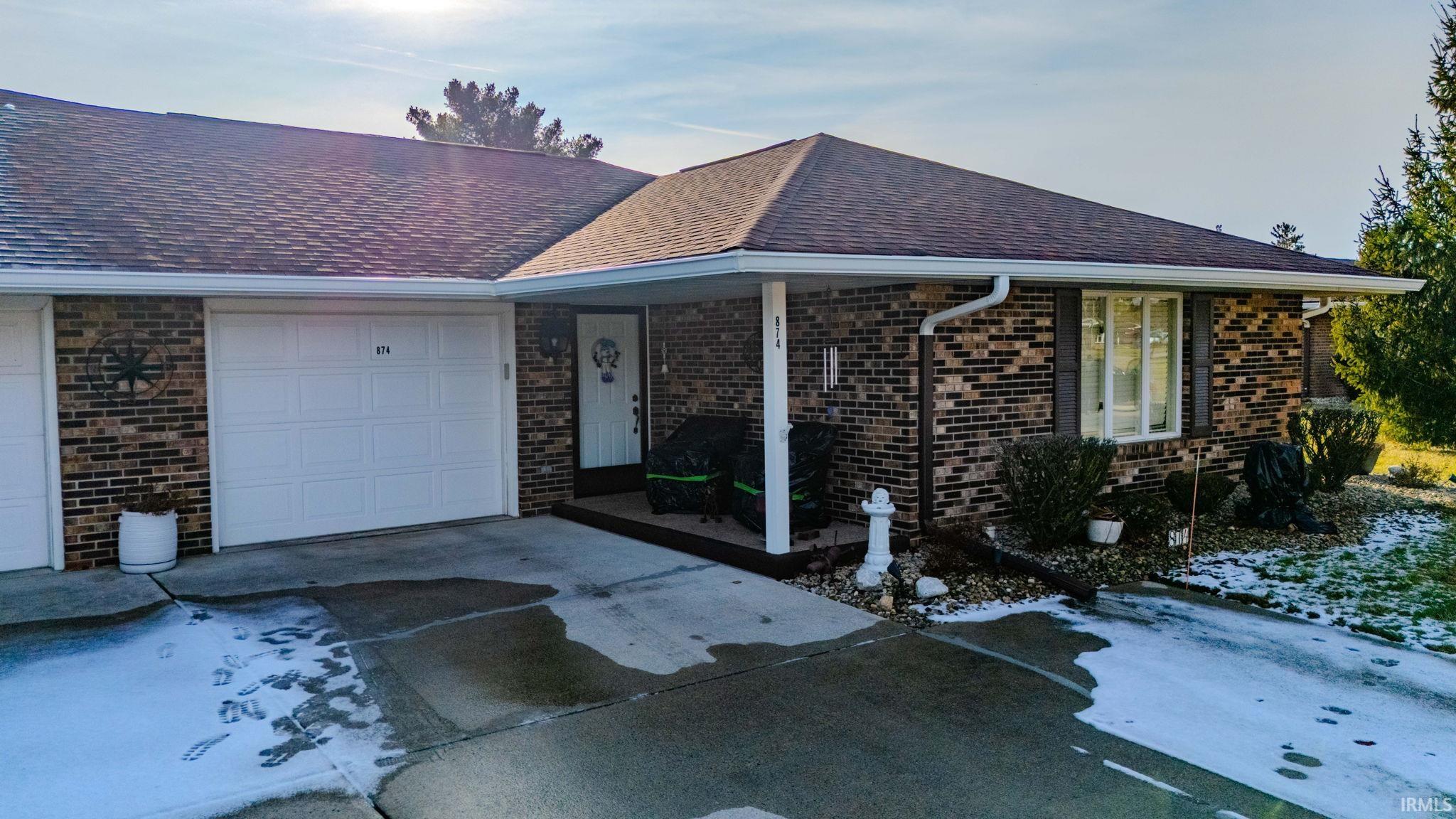 874 E Bell Dr, For Sale in Marion - eXp Realty